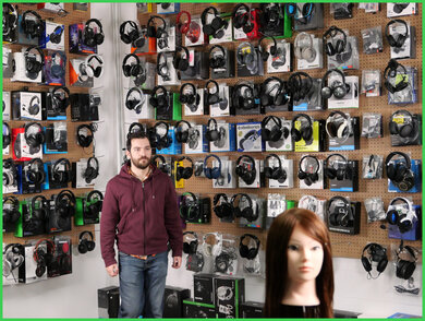 Panasonic LUMIX LX100 II vs Leica D-Lux 7 Side-by-Side Camera ...