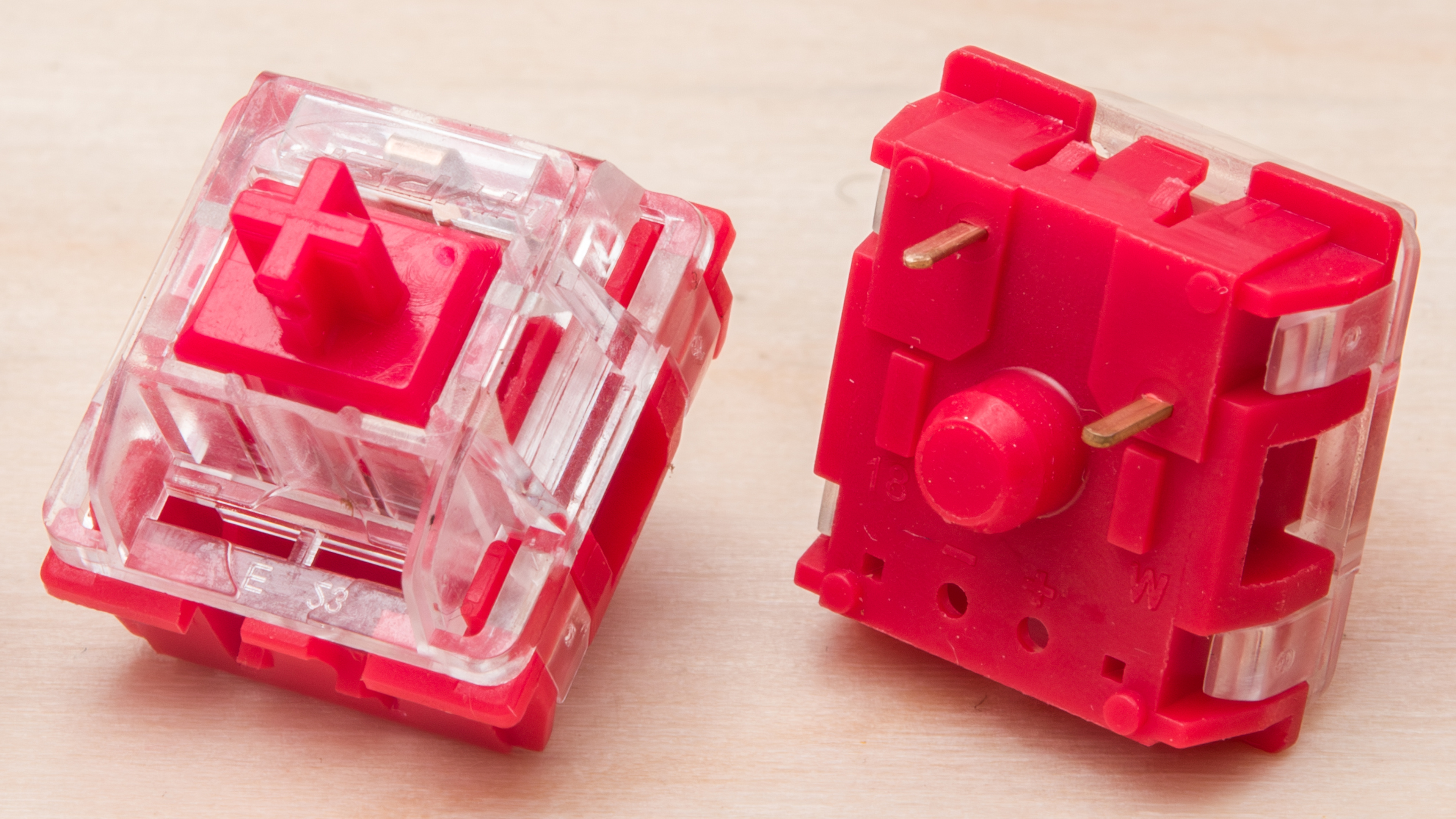 Cherry MX Red vs HyperX Red Side-by-Side Keyboard Switch Comparison ...