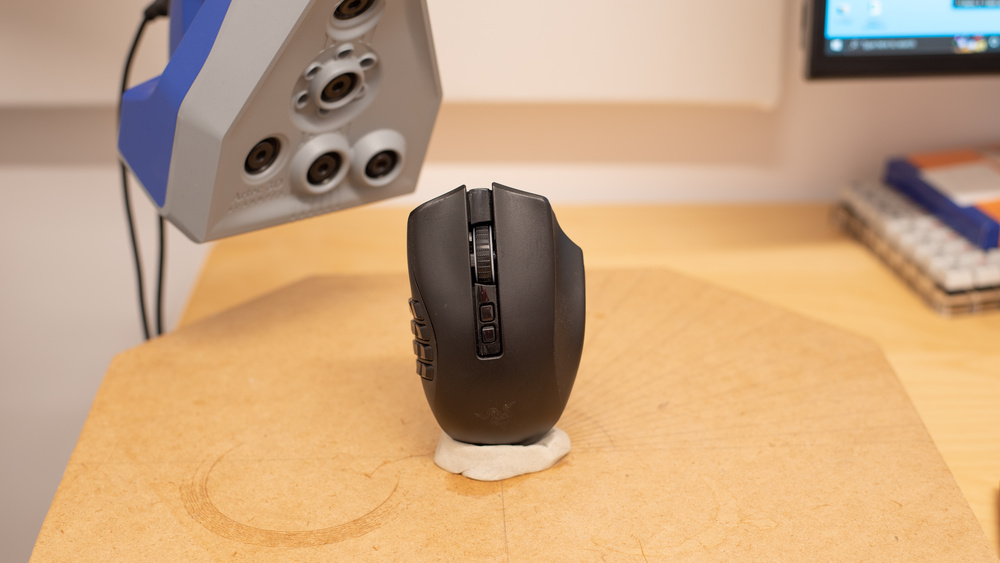 Razer Naga Pro Review - RTINGS.com