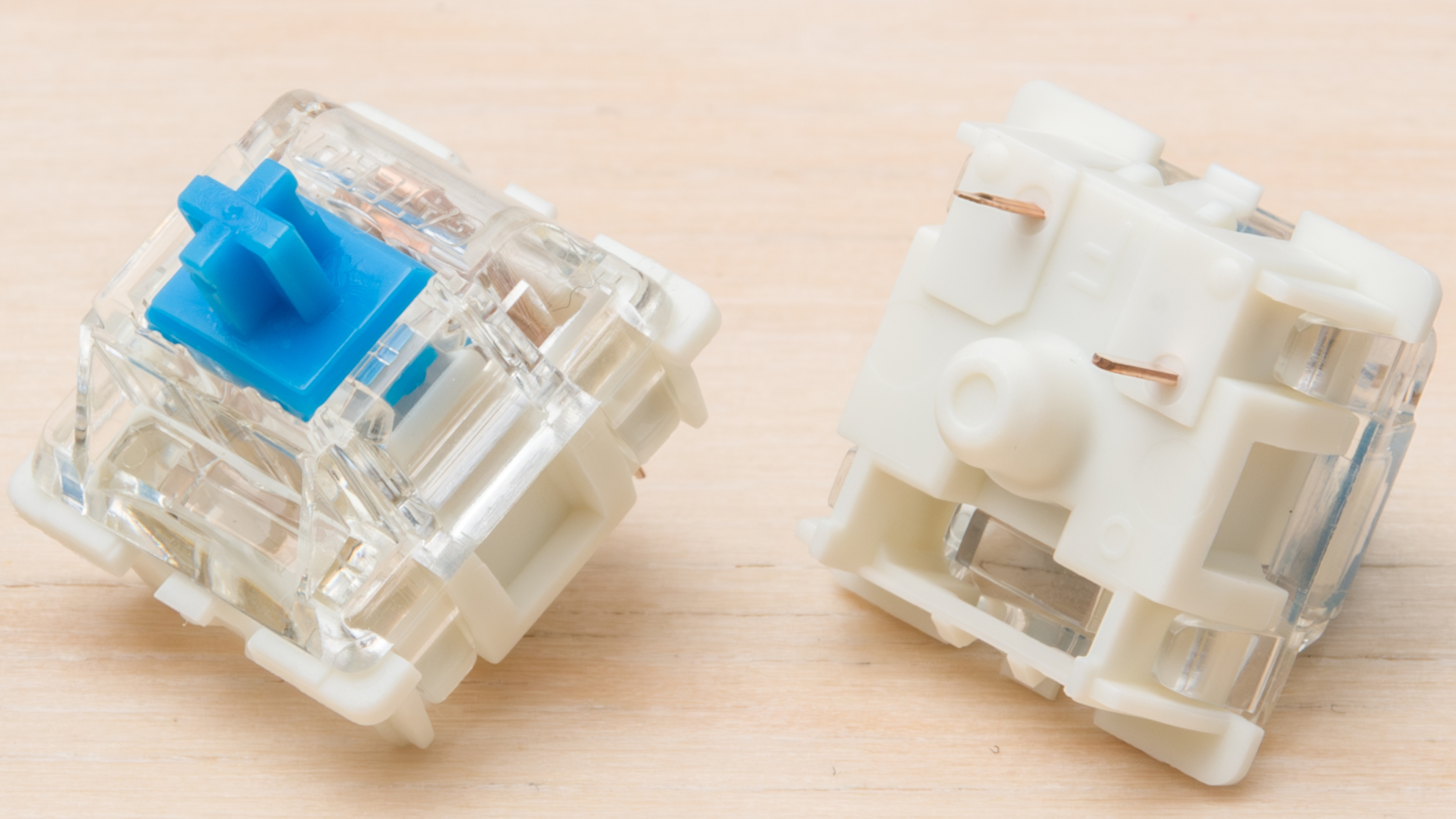 Cherry MX Blue vs Gateron G Pro 2.0 Blue Side-by-Side Keyboard Switch ...