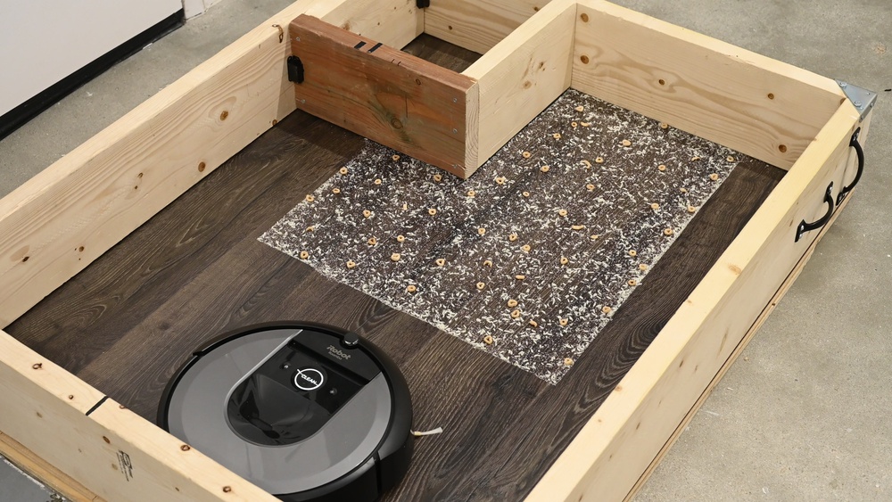 iRobot Roomba i8+ Review - RTINGS.com