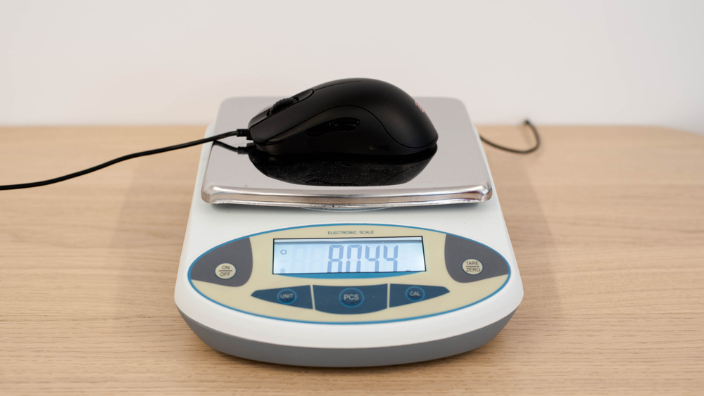 BenQ ZOWIE ZA13-B Review - RTINGS.com