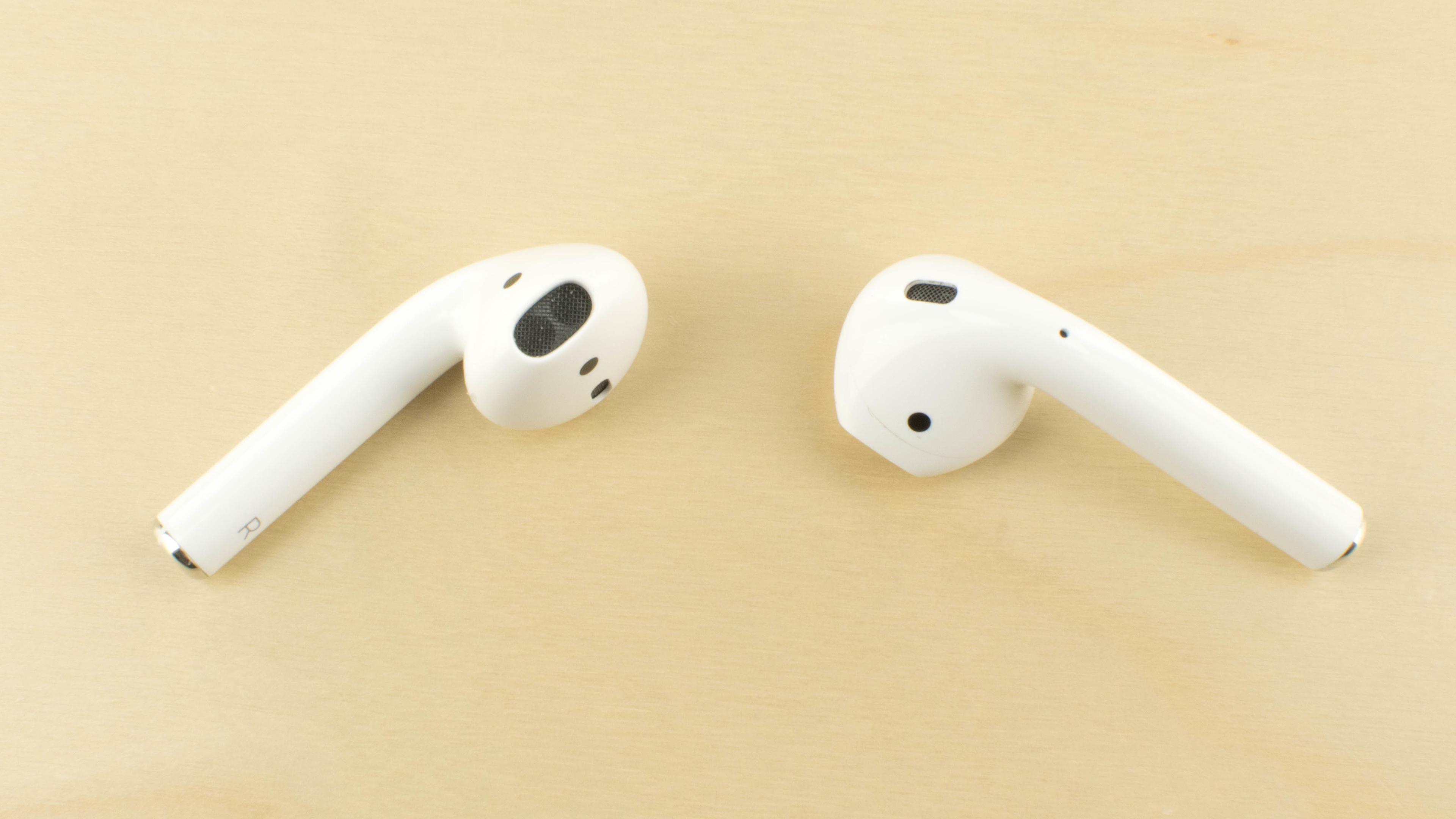 Apple Wireless AirPods Review