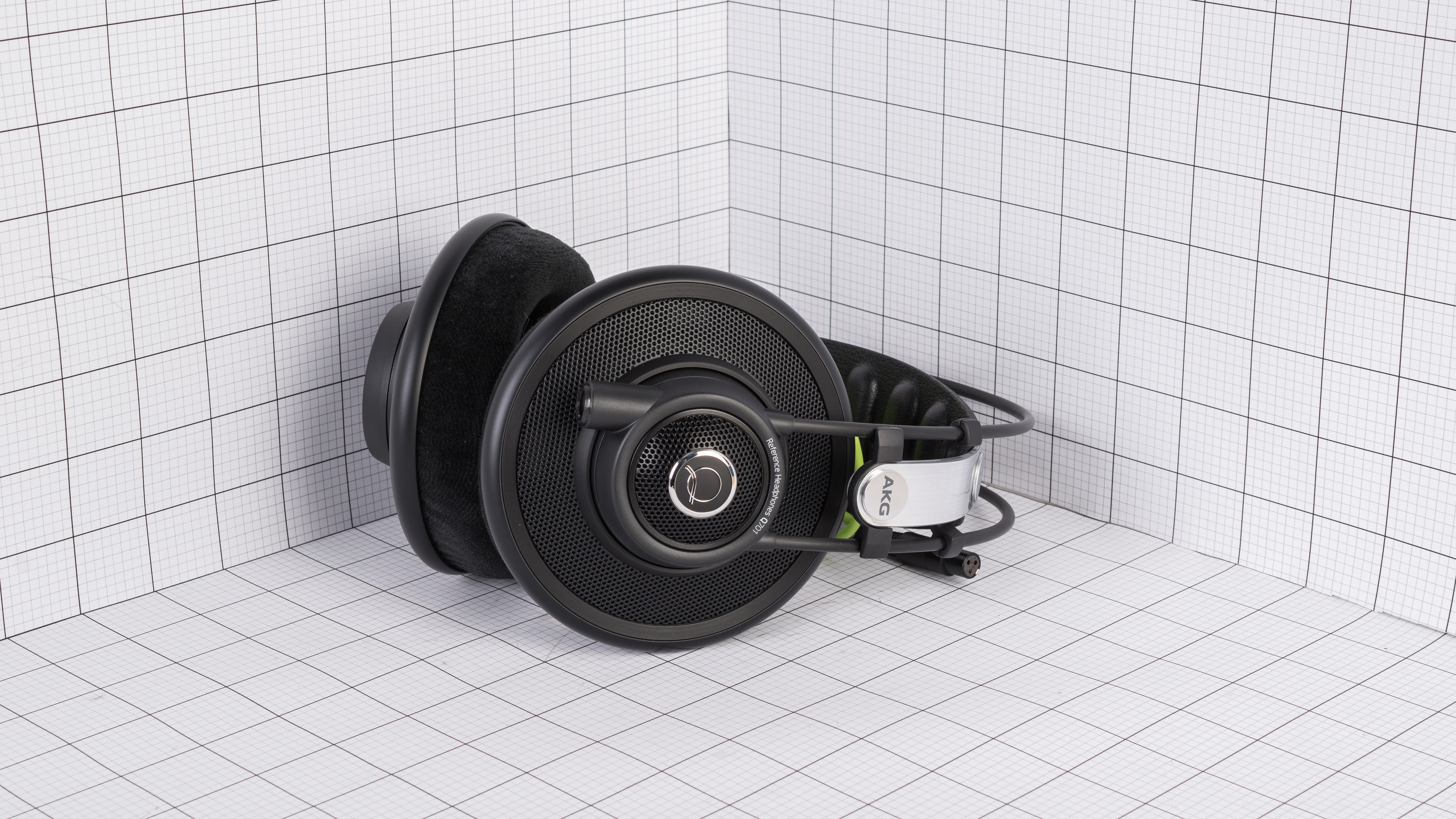 AKG Q701 Review - RTINGS.com