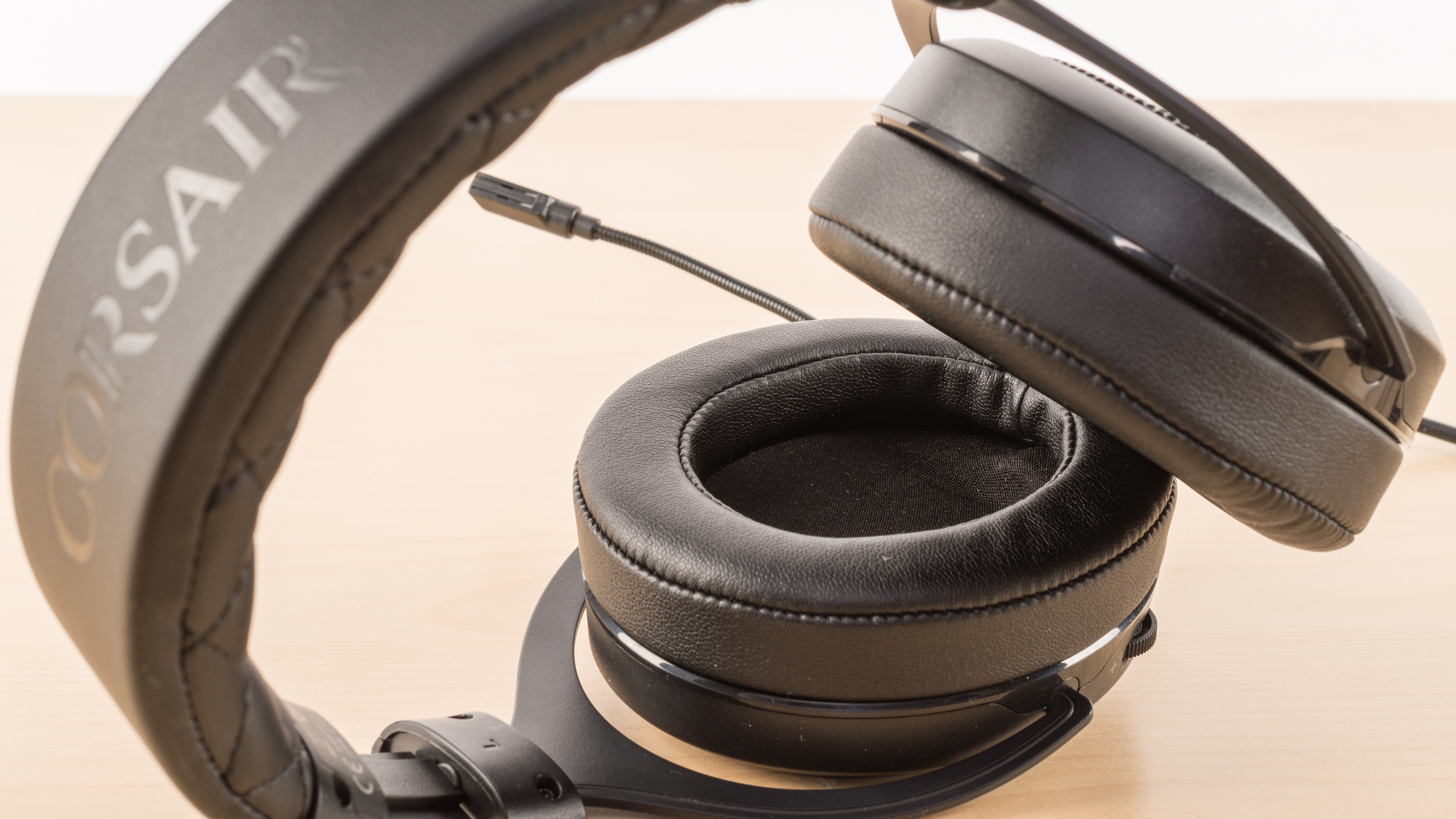 Corsair HS60 Review - RTINGS.com