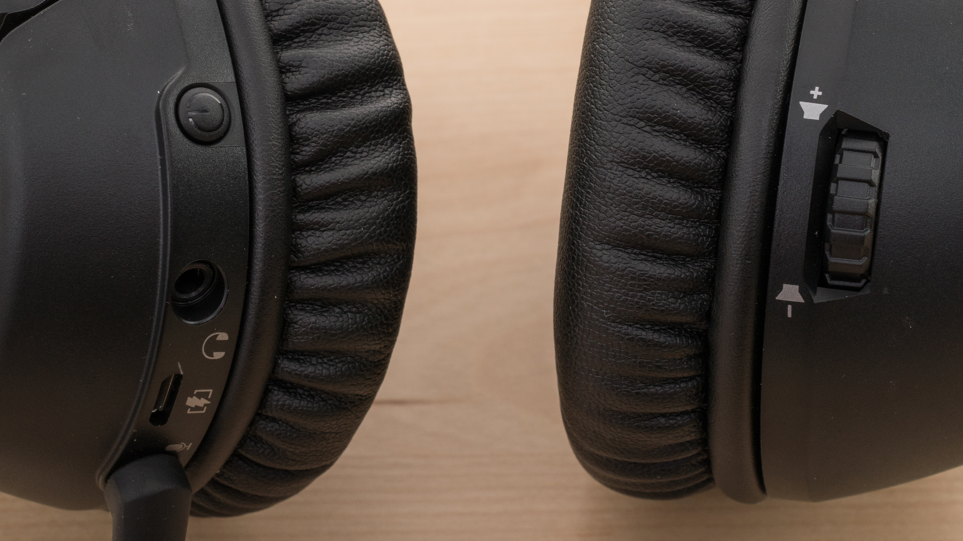 HyperX Cloud Flight Review - RTINGS.com