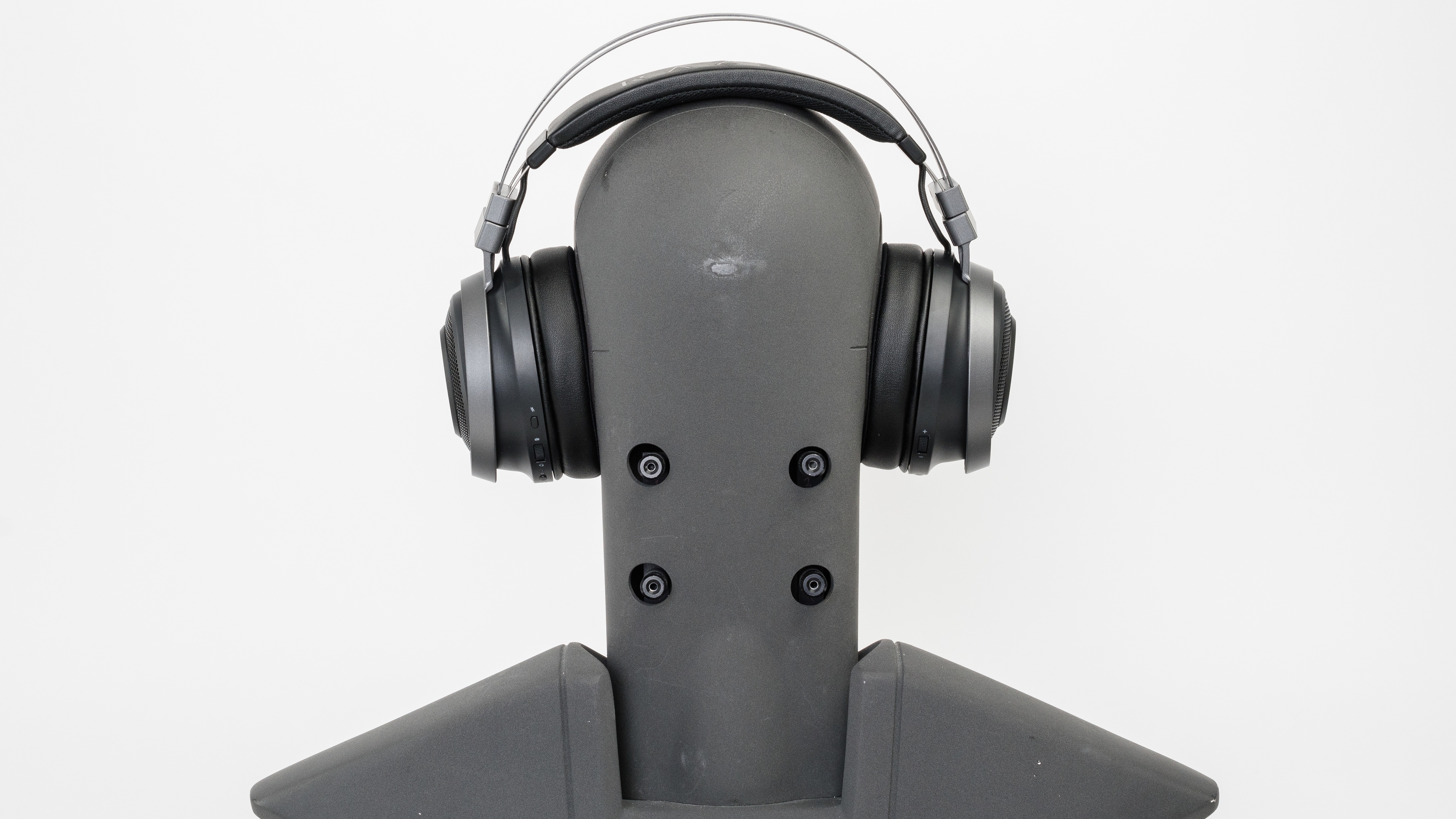 Razer Nari Ultimate Wireless Review - RTINGS.com