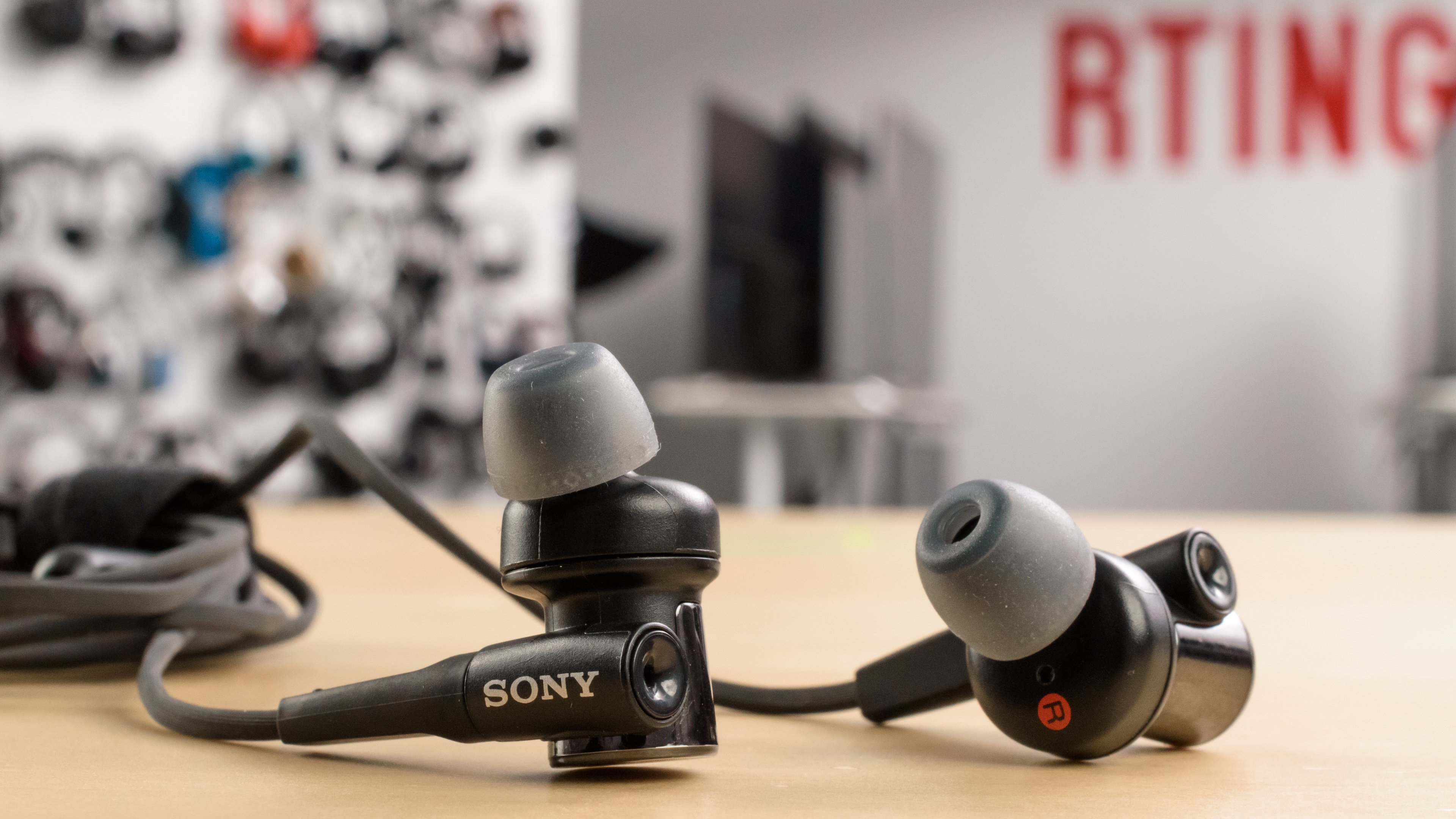 Sony MDR-XB50AP Extra Bass Review - RTINGS.com