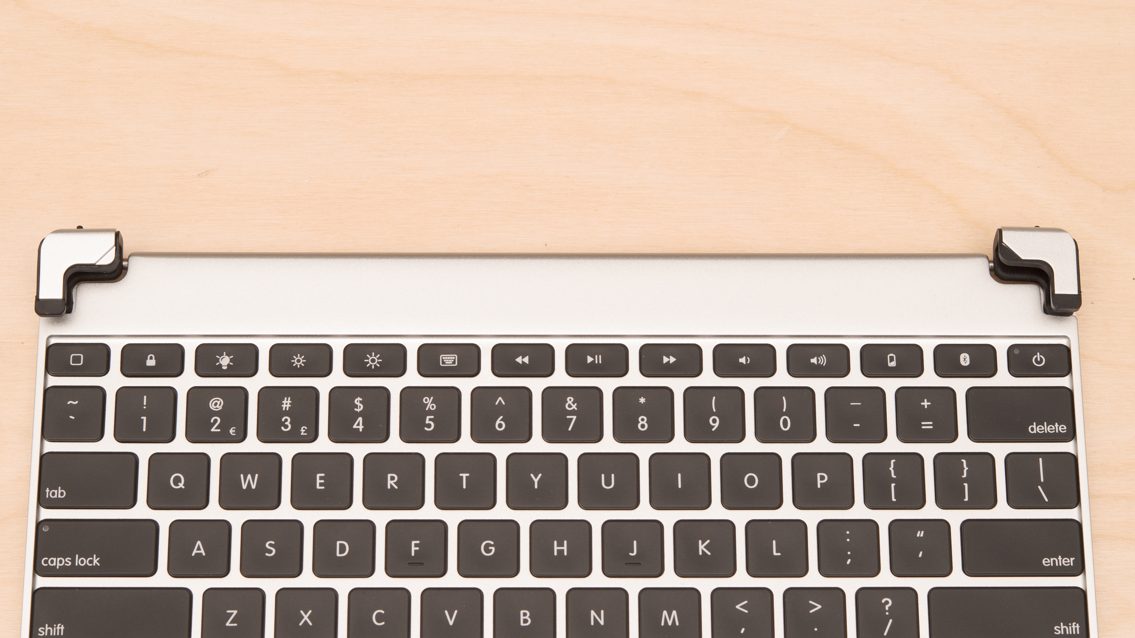 Brydge Pro Review - RTINGS.com