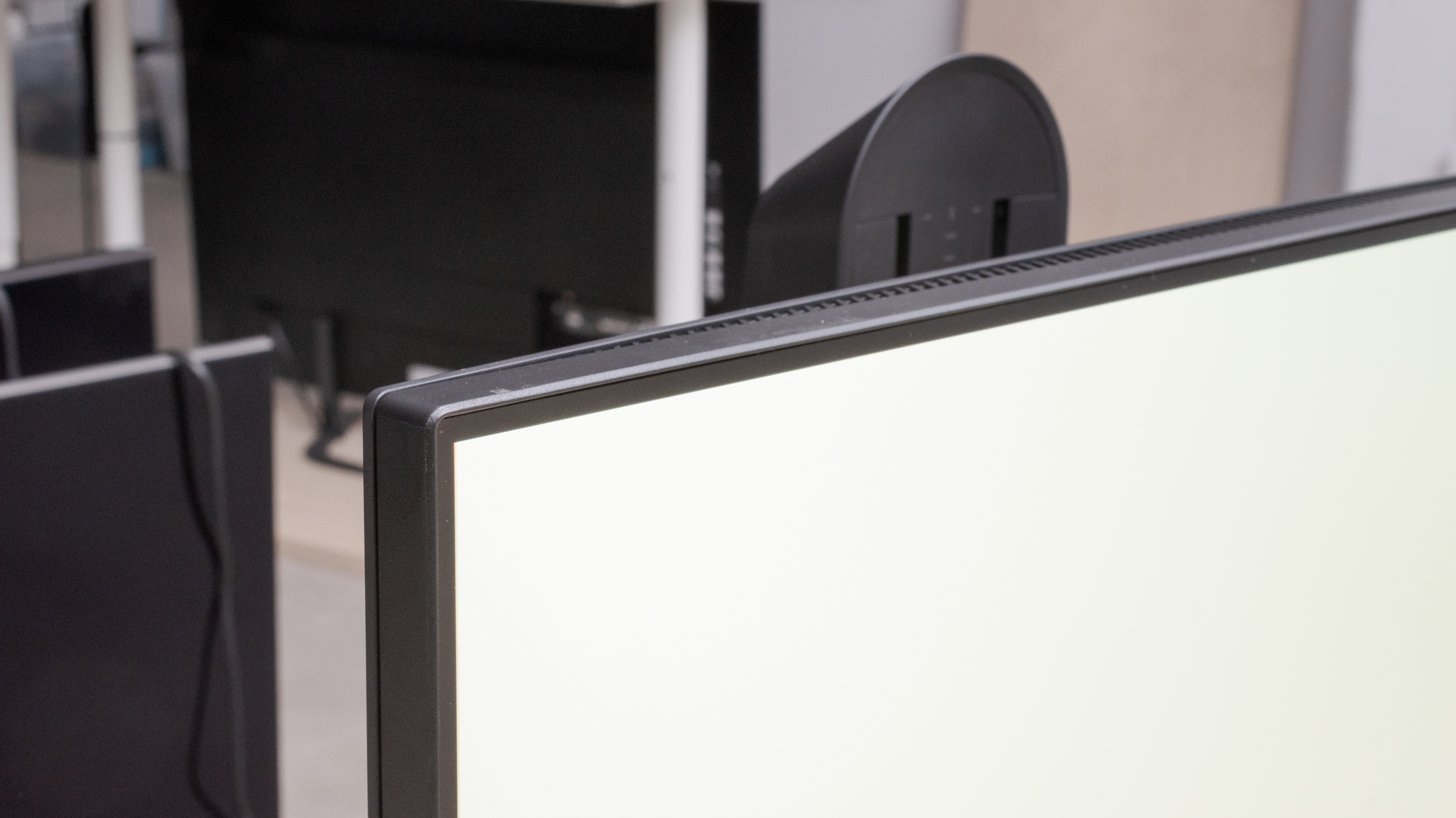 Dell Alienware AW2521HF Review - RTINGS.com