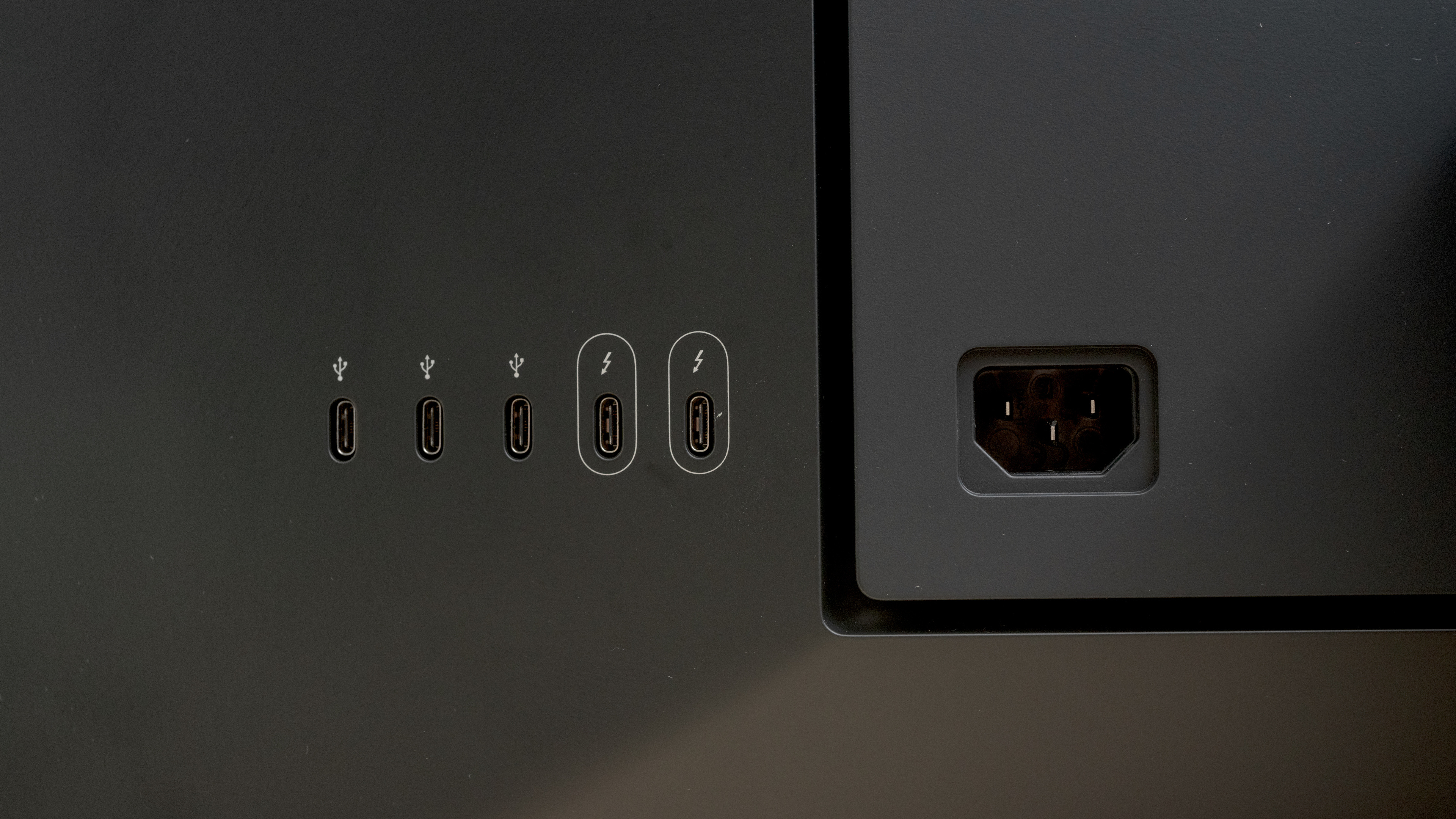 LG UltraFine 4k Review - RTINGS.com