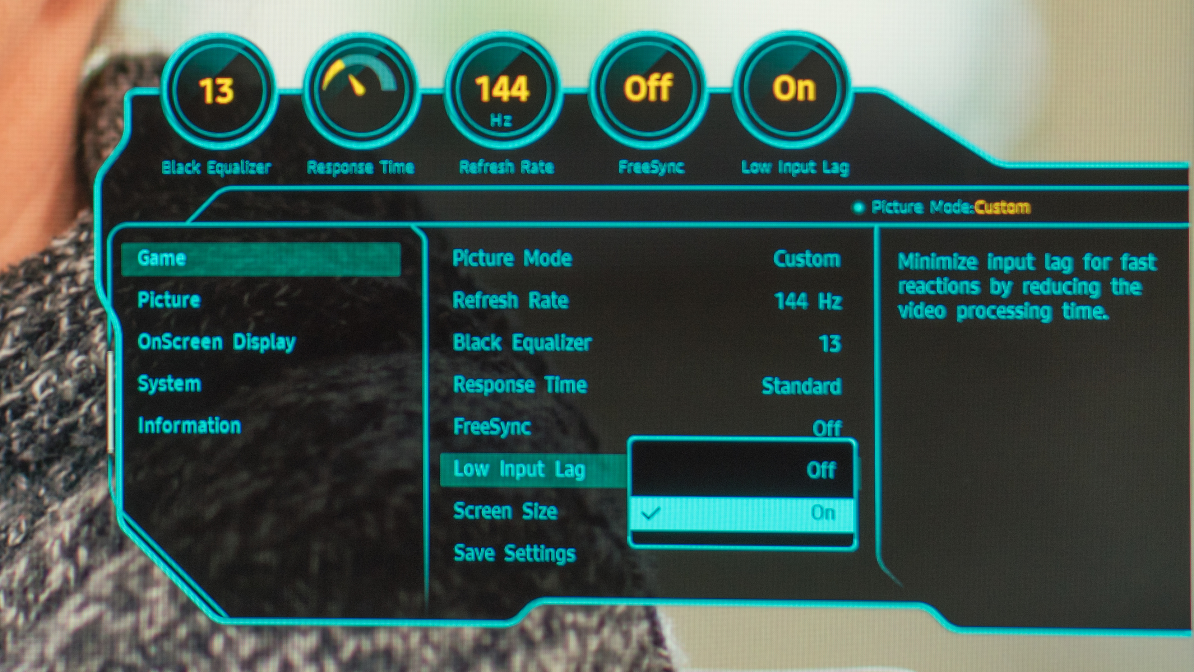 Samsung CHG70 Review (C27HG70, C32HG70) - RTINGS.com