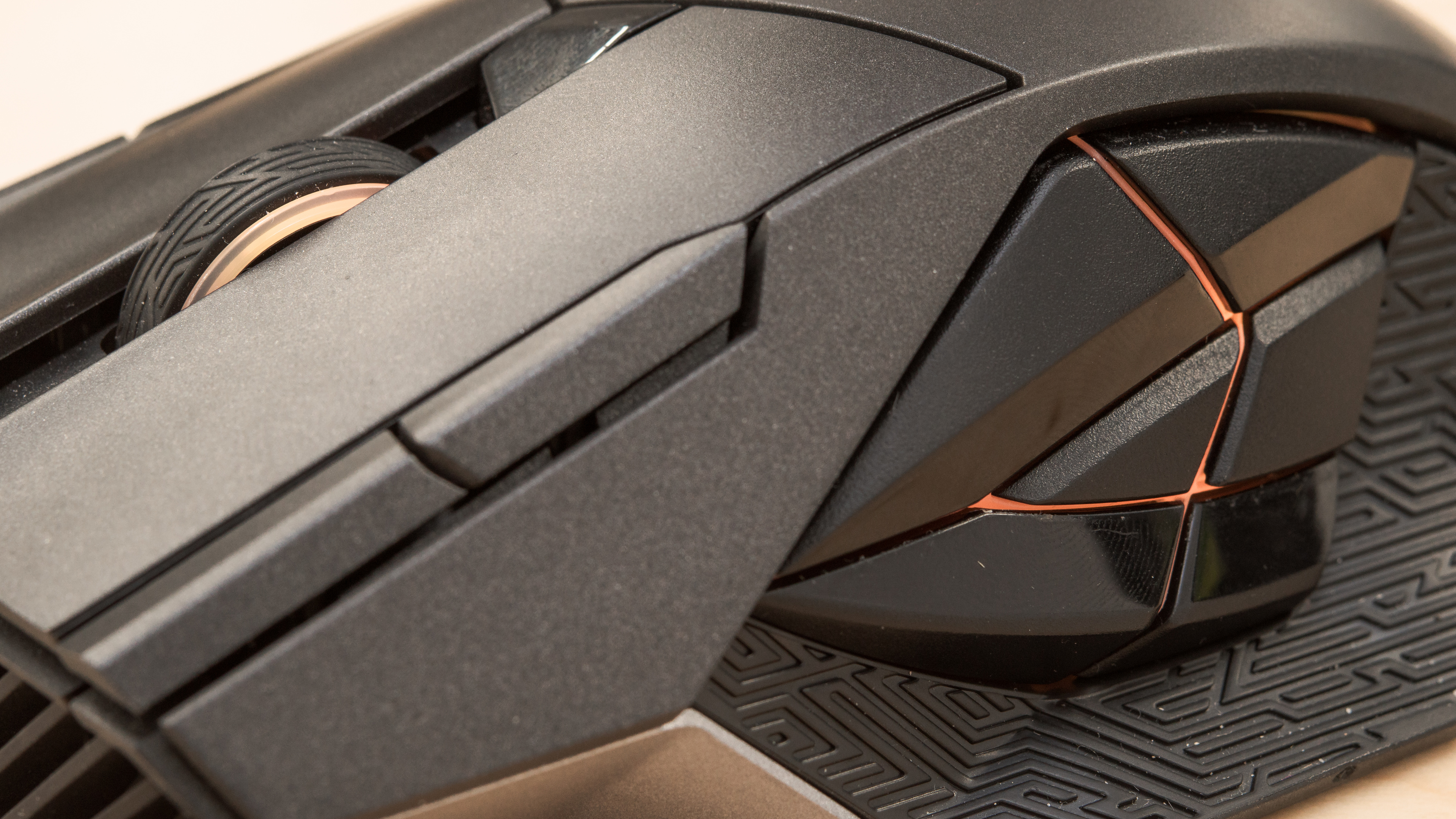 ASUS ROG Spatha Review - RTINGS.com