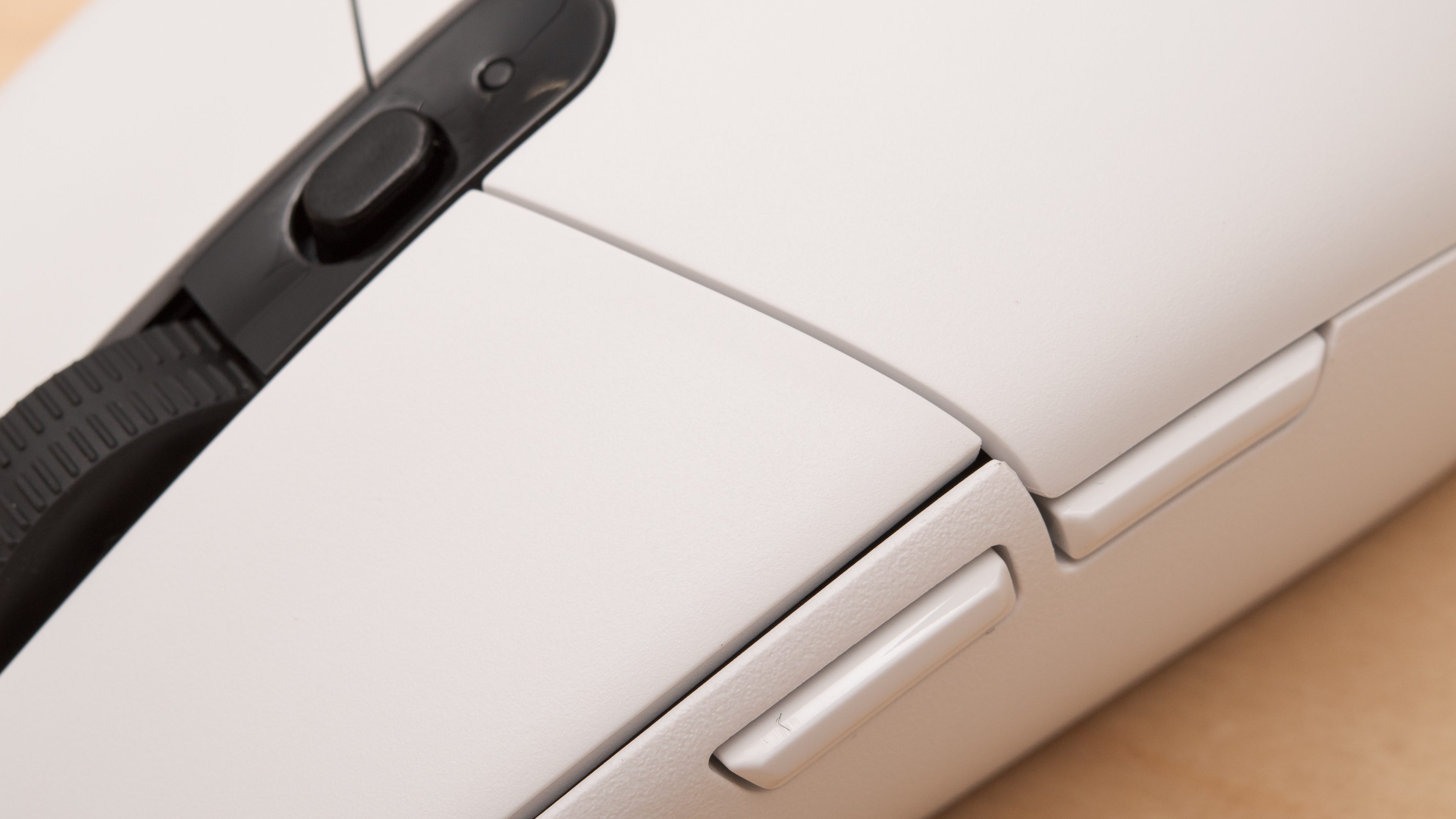 Logitech G305 LIGHTSPEED Review - RTINGS.com